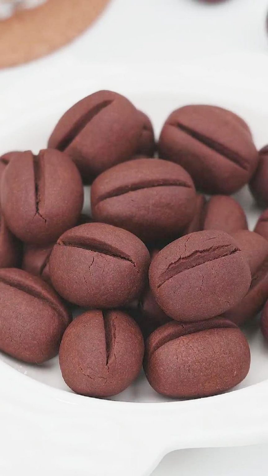Homemade Coffee Bean Cookies - Cafe Deluxe