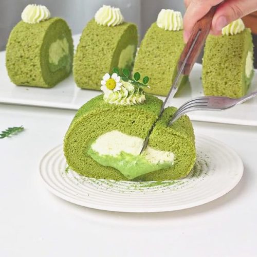 Matcha Swiss Roll Recipe - Cafe Deluxe