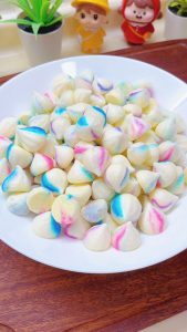 Meringue Cookies Recipe (3 ingredients) - Cafe Deluxe