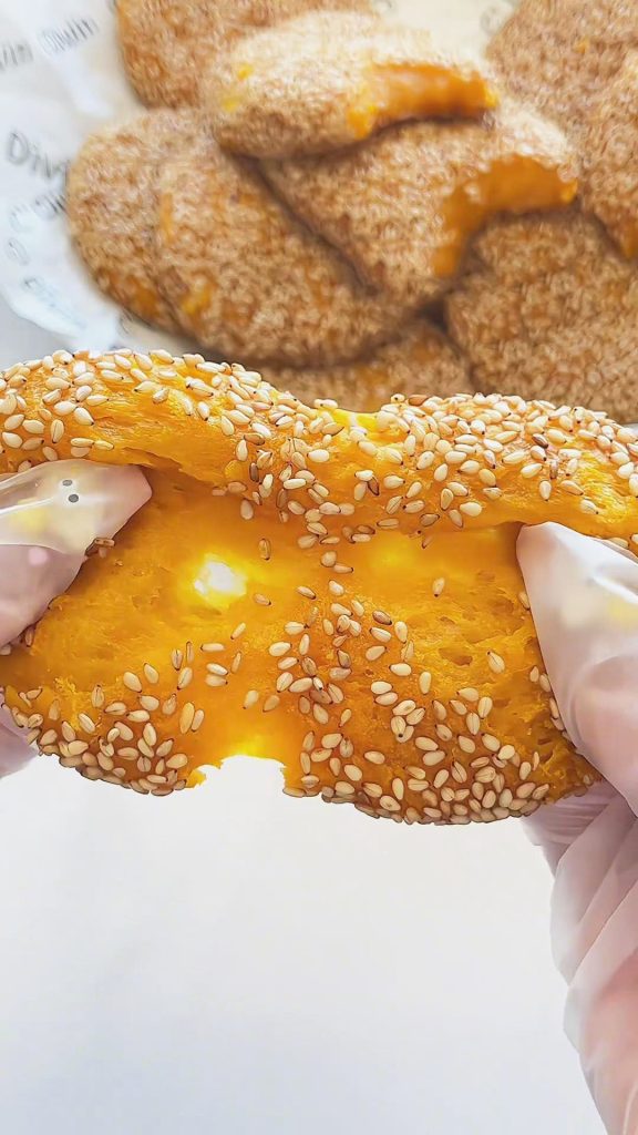Easy Chinese Pumpkin Cakes - Cafe Deluxe
