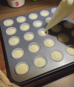 Mini Cupcakes Recipe - Cafe Deluxe