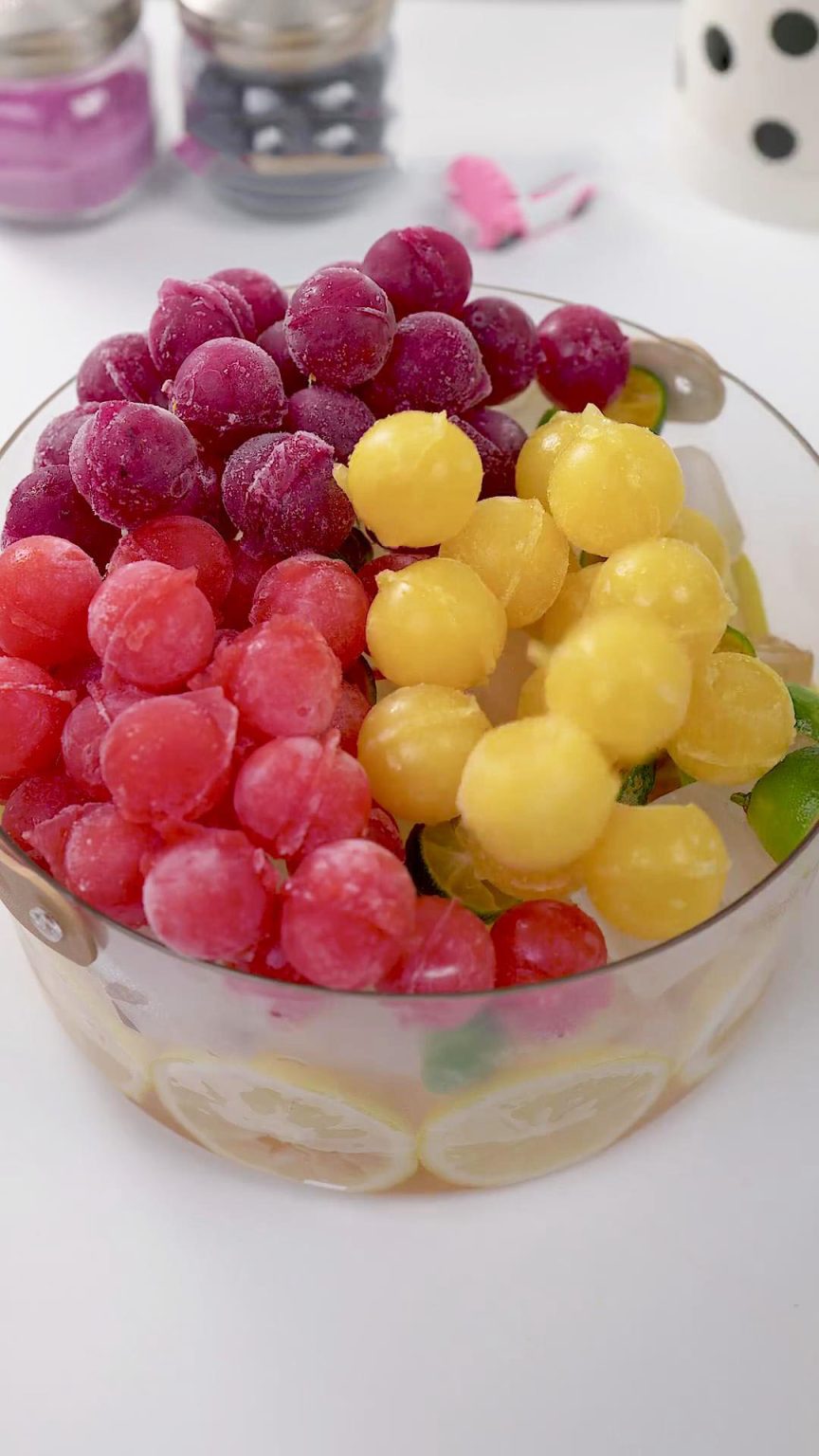 How to Make Your Own Flavored Ice Cubes - Cafe Deluxe