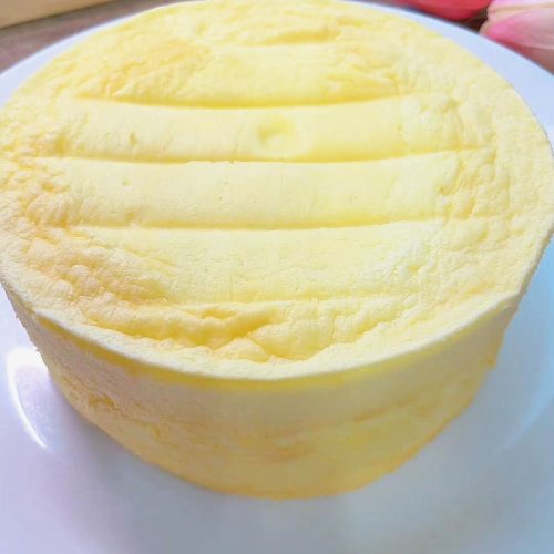 Soft and Sweet Steamed Sponge Cake - Cafe Deluxe