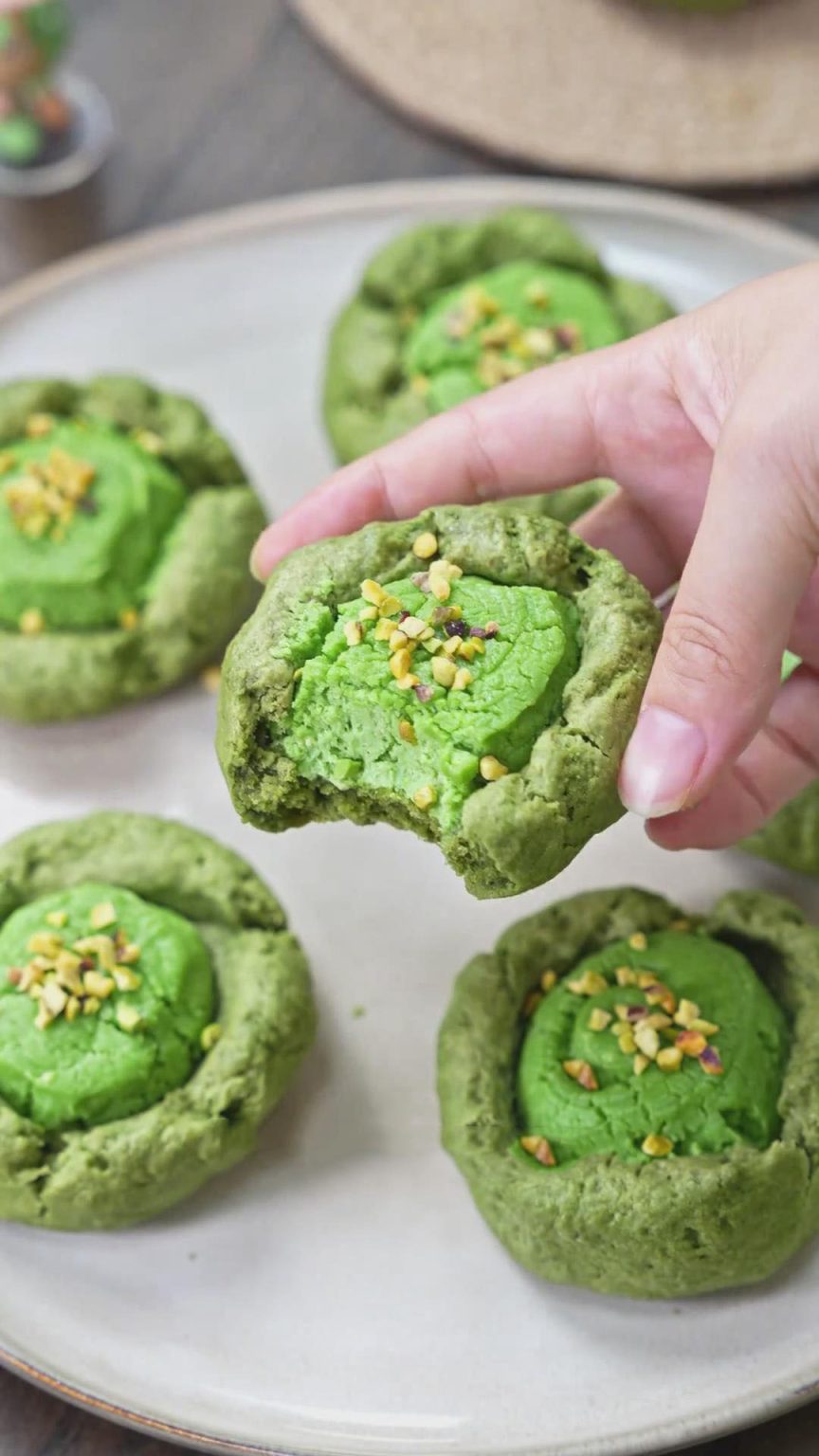 Decadent Matcha Scones Recipe - Cafe Deluxe