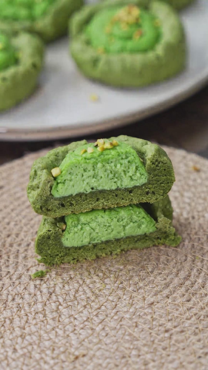 Decadent Matcha Scones Recipe - Cafe Deluxe