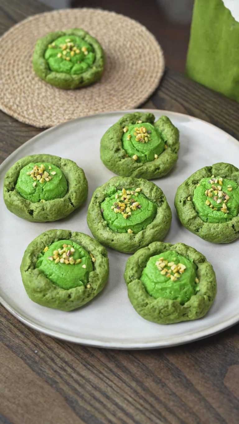 Decadent Matcha Scones Recipe - Cafe Deluxe